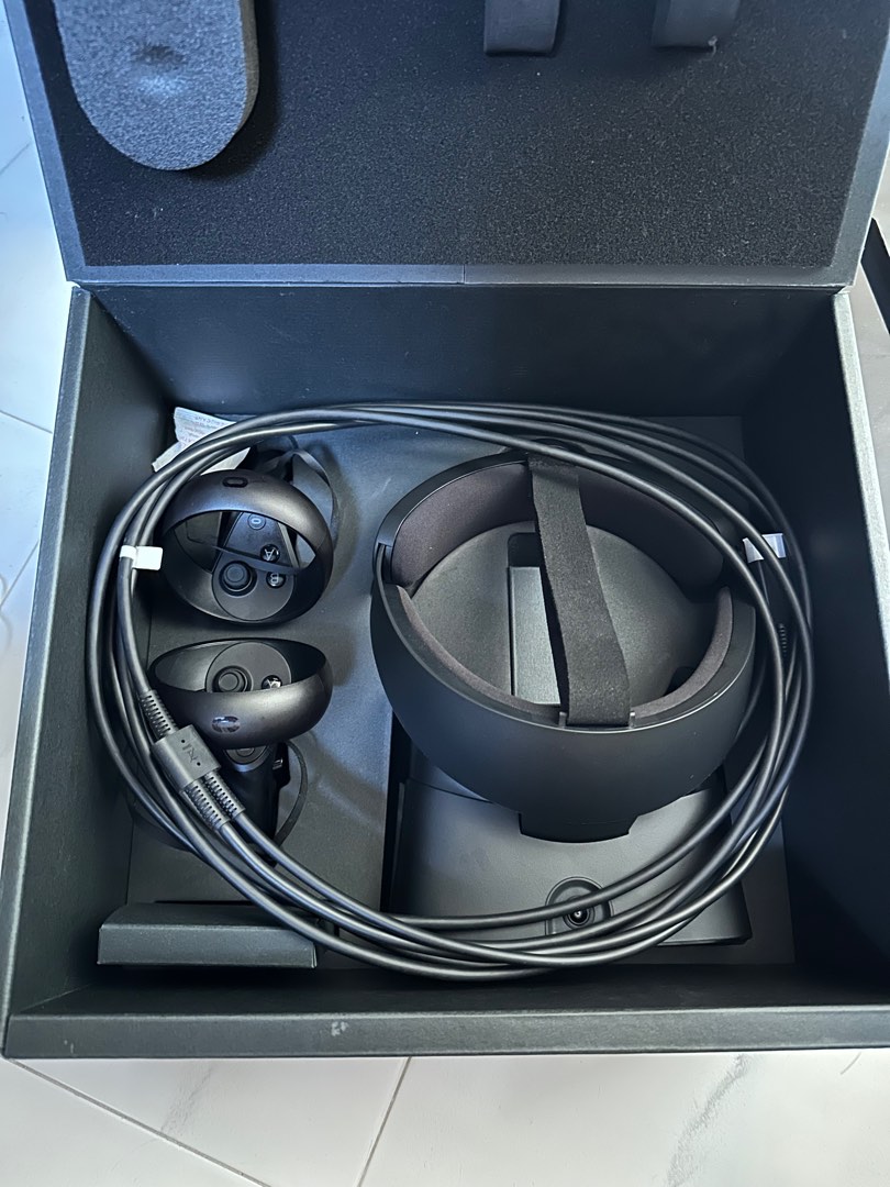 Oculus Rift S, Video Gaming, Video Game Consoles, Others on Carousell