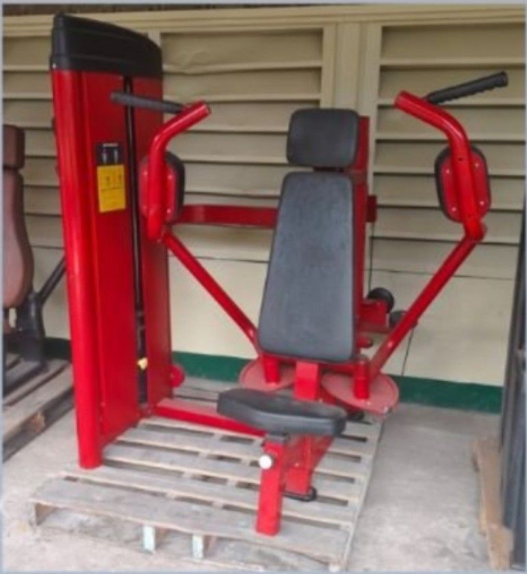 Pectoral Fly Machine, Sports Equipment, Exercise & Fitness, Cardio ...