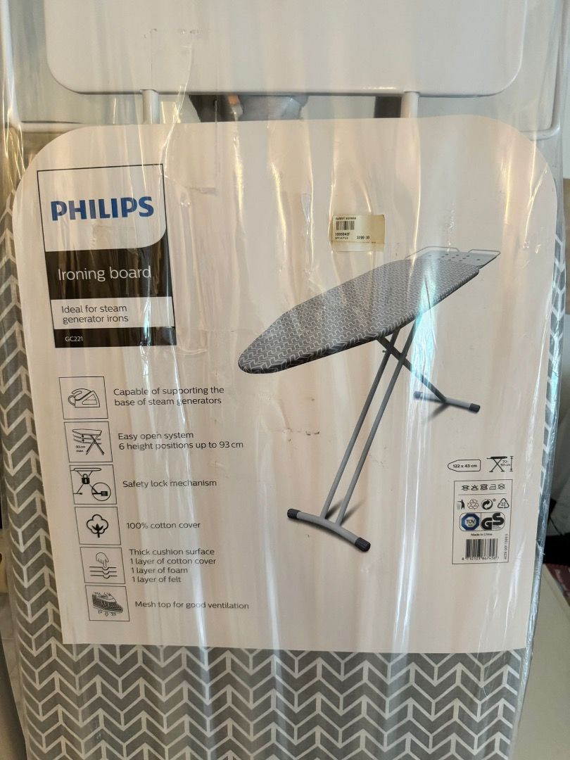 Philips GC221/88 Ironing Board. Made for steam generator system irons ...