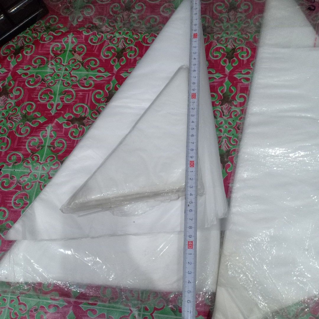 Plastik segitiga kue total 4 bungkus, Kitchen & Appliances di Carousell