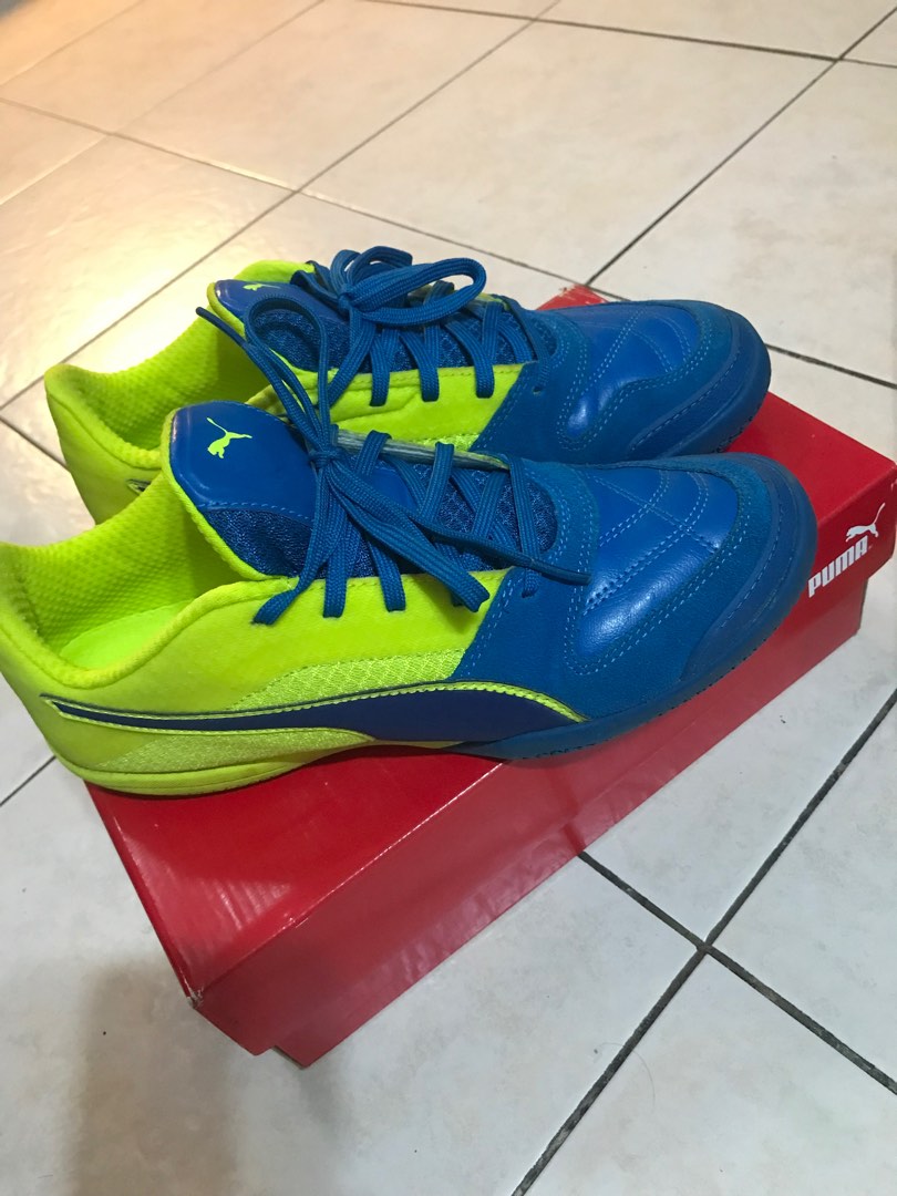 Puma InvictoII Blue Yellow soccer shoes sneakers, Women's Fashion ...