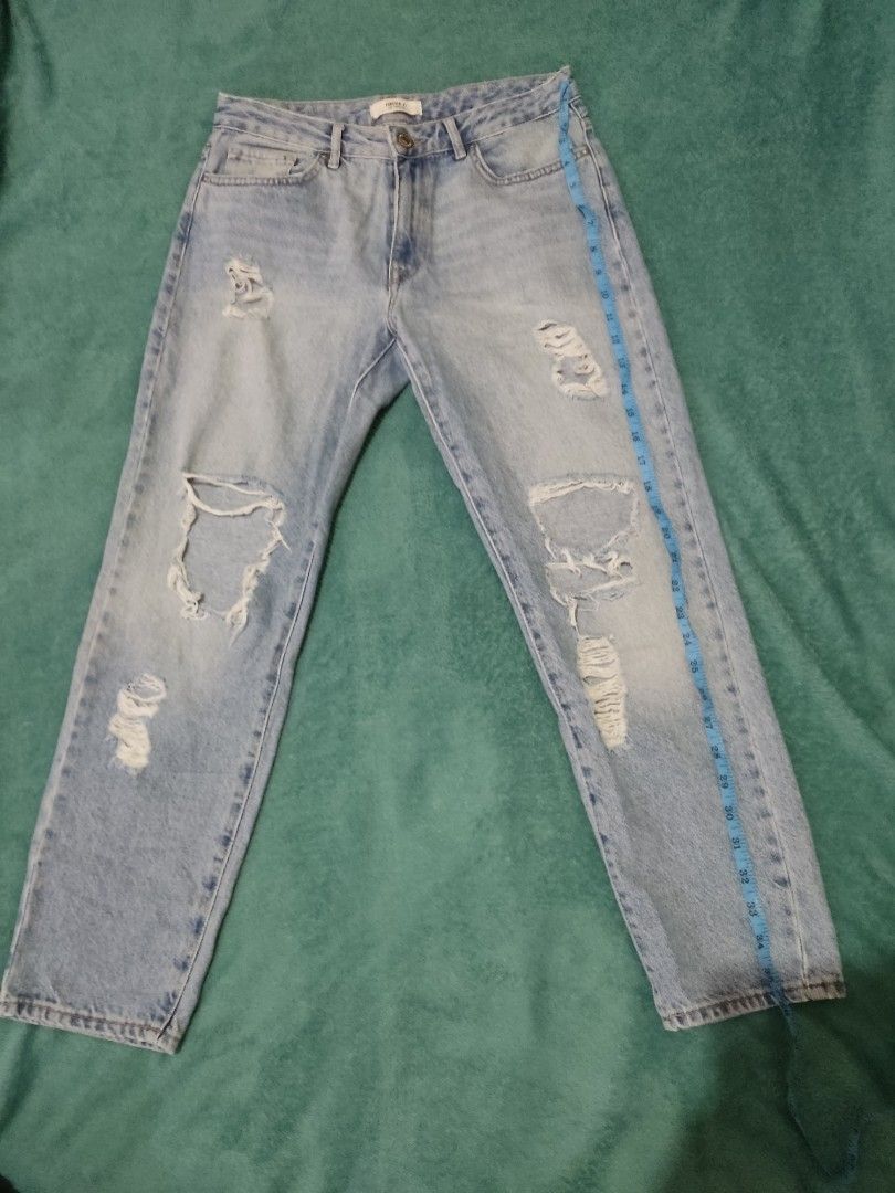 Ragged Denim Pants Forever21, Women's Fashion, Bottoms, Jeans on Carousell