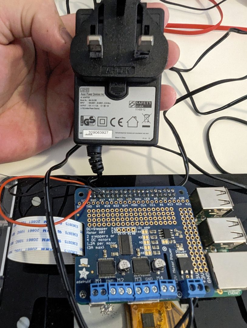 Raspberry Pi 7" Touchscreen + Pi Model 3 + Adafruit DC & Stepper Motor HAT, Computers & Tech ...