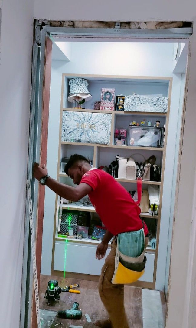 Repair False Ceiling and Partition wall. .tolite ceiling. Box up .air ...