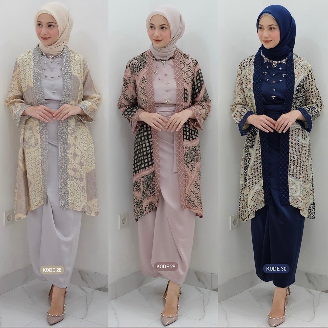 SARAH THE LABEL NADINE SERIES, Women's Fashion, Muslimah Fashion, Baju ...
