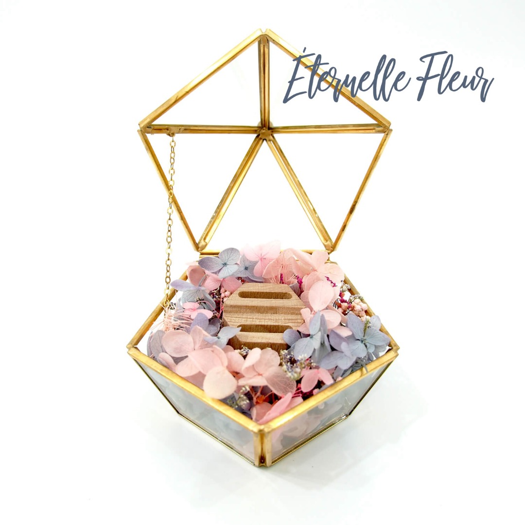 Specially Curated Mixed Preserved Flowers in Geometric Glass Box ...
