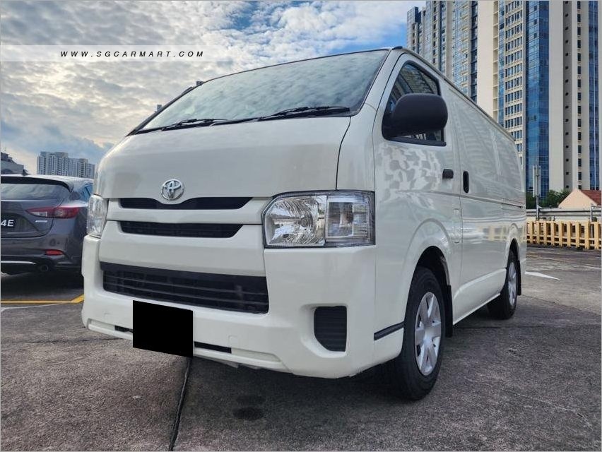RENT - Toyota Hiace 3.0M, Cars, Commercial Vehicles, Rentals on Carousell