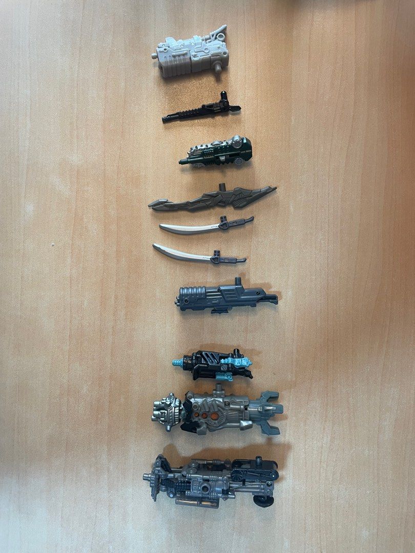 Transformers Prime Optimus Prime with free Mechtech weapon set, Hobbies ...