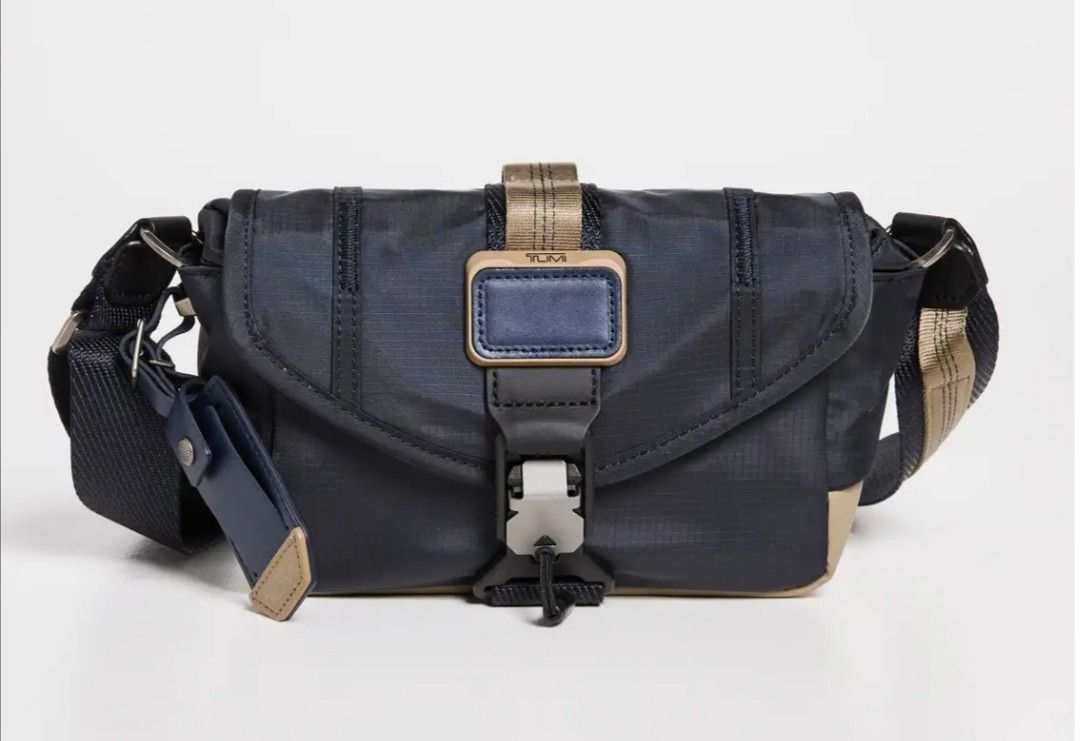 Tumi Alpha Bravo Compass Cross Body Bag - 23,000php, Men's Fashion ...