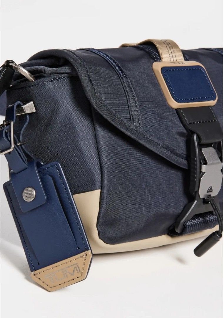 Tumi Alpha Bravo Compass Cross Body Bag - 23,000php, Men's Fashion ...