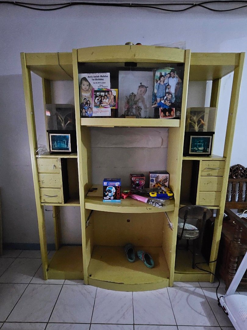 Tv divider /TV partition, Furniture & Home Living, Furniture, Shelves ...