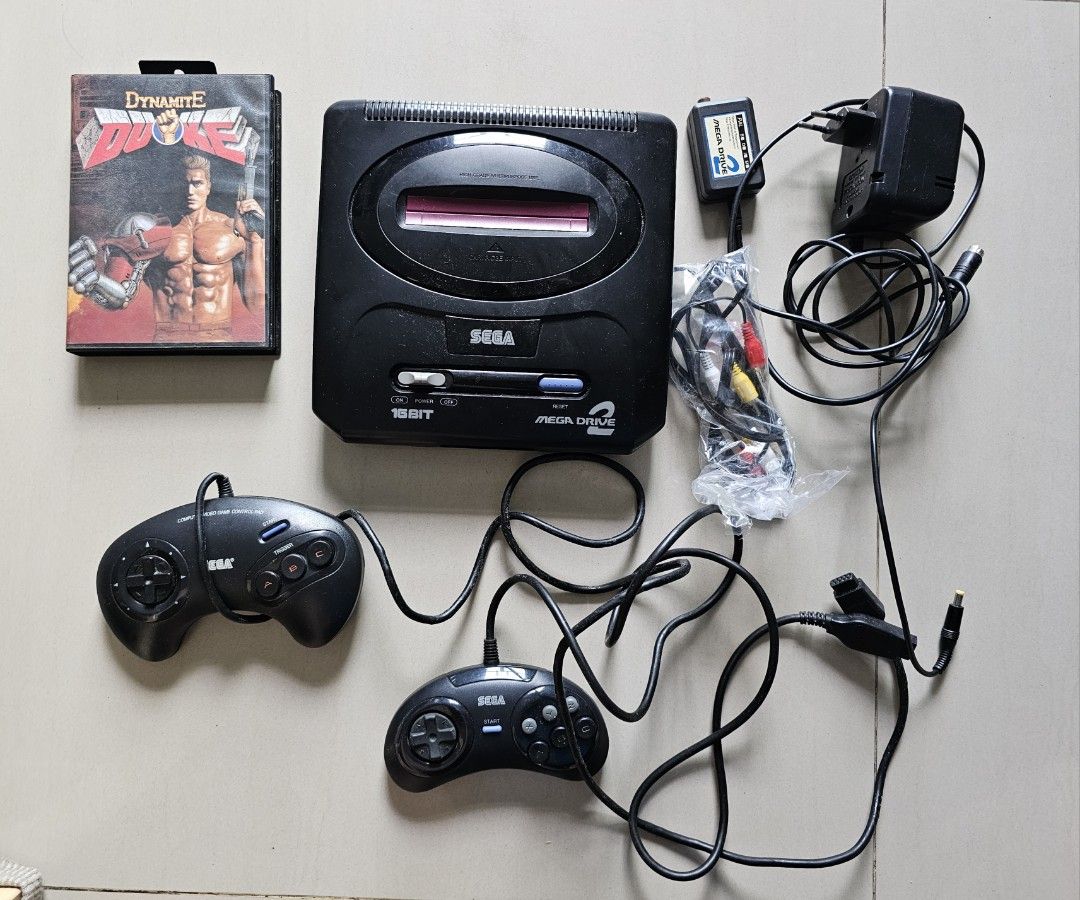 Vintage Sega Mega 16 Bit Drive 2 Game Consple with 2 Controllers ...