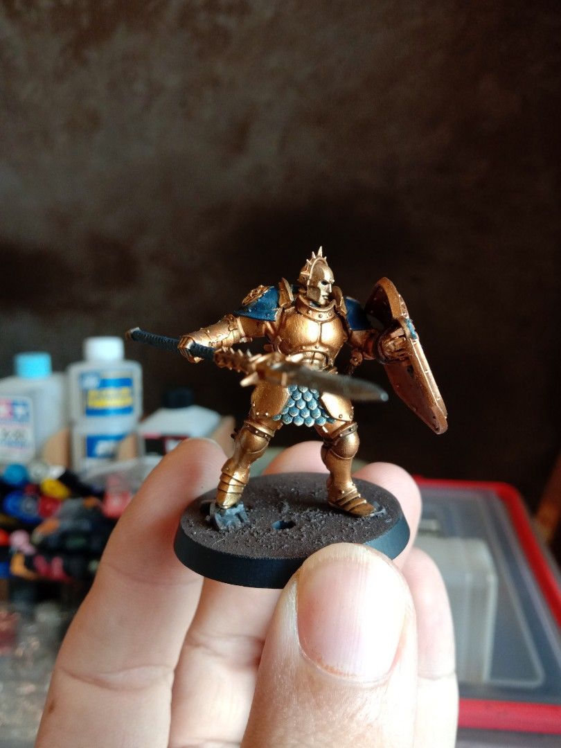 Warhammer mini Figures x2, Hobbies & Toys, Toys & Games on Carousell