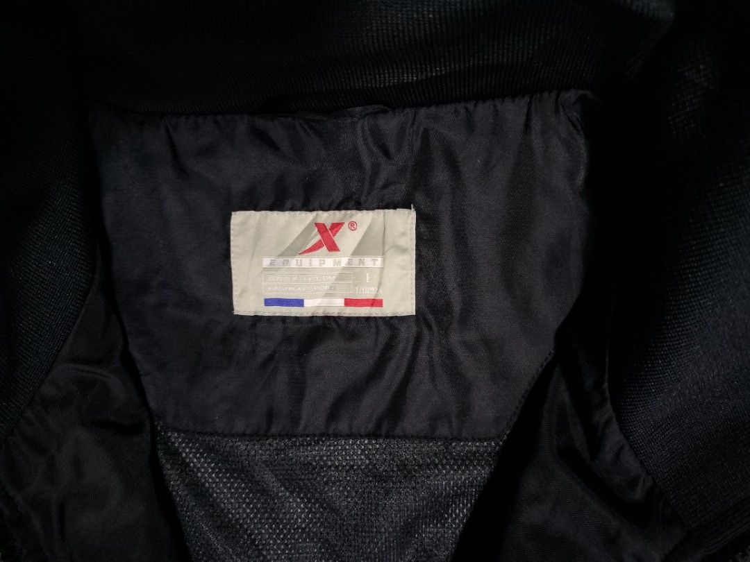 Xtep, Men's Fashion, Coats, Jackets and Outerwear on Carousell