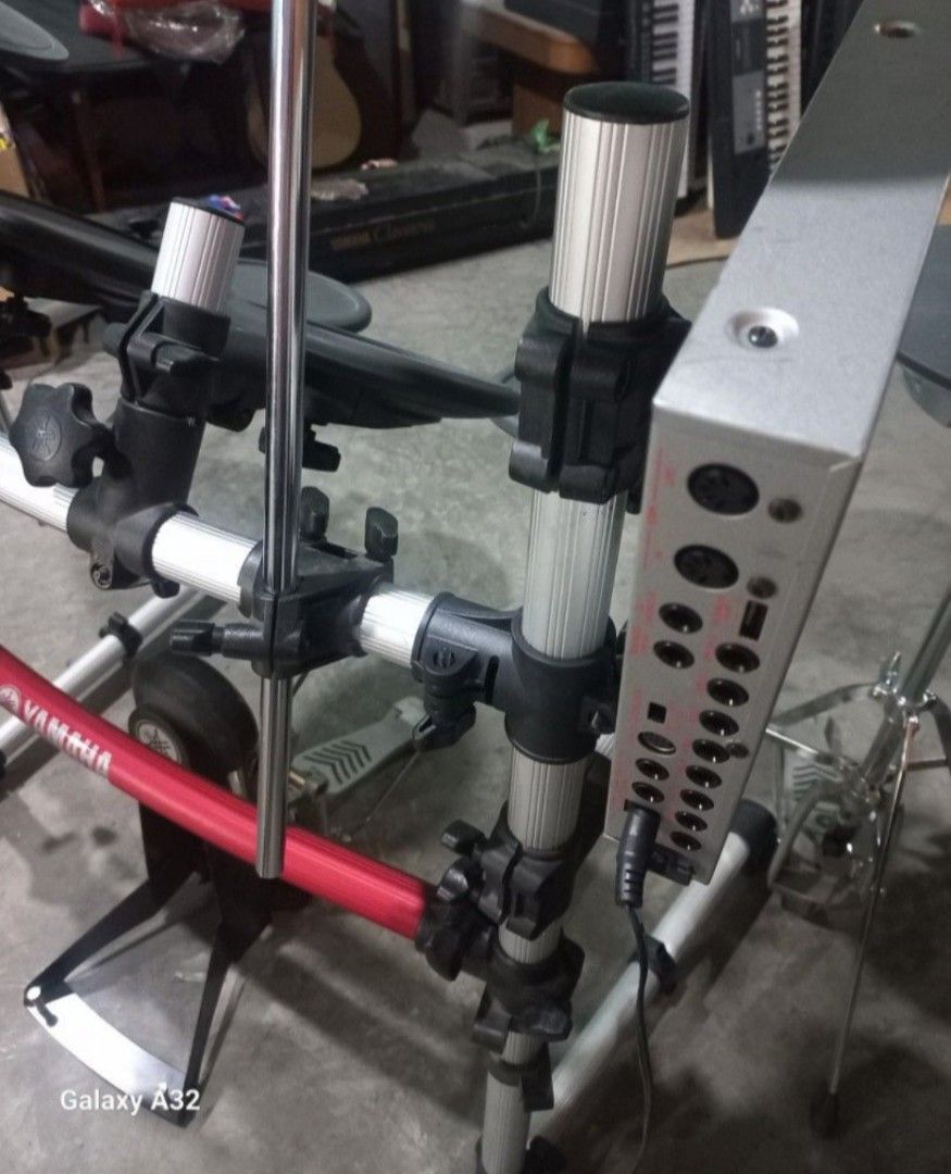 Yamaha DTX-3 Electronic Drum Set, Hobbies & Toys, Music & Media ...