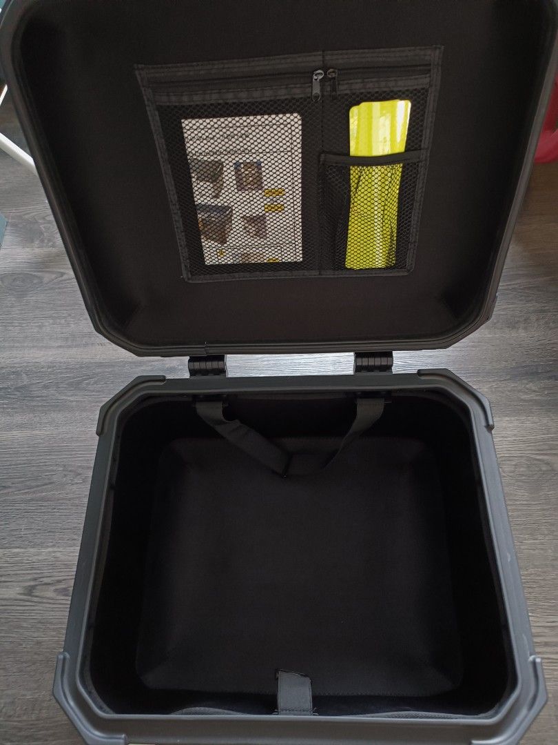 Zedge box 45L, Motorcycles, Motorcycle Accessories on Carousell