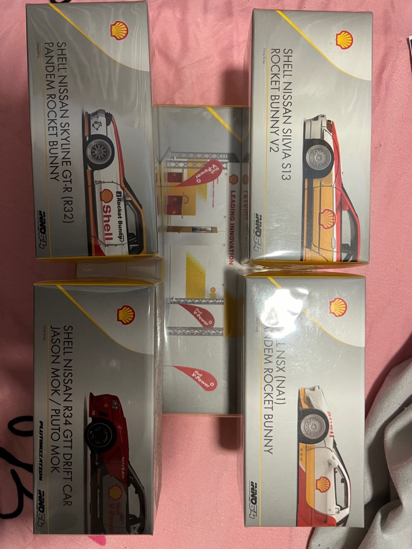 1/64 TINY X INNO SHELL Exhibition Kiosk Diorama ( include the model car), Hobbies & Toys, Toys ...