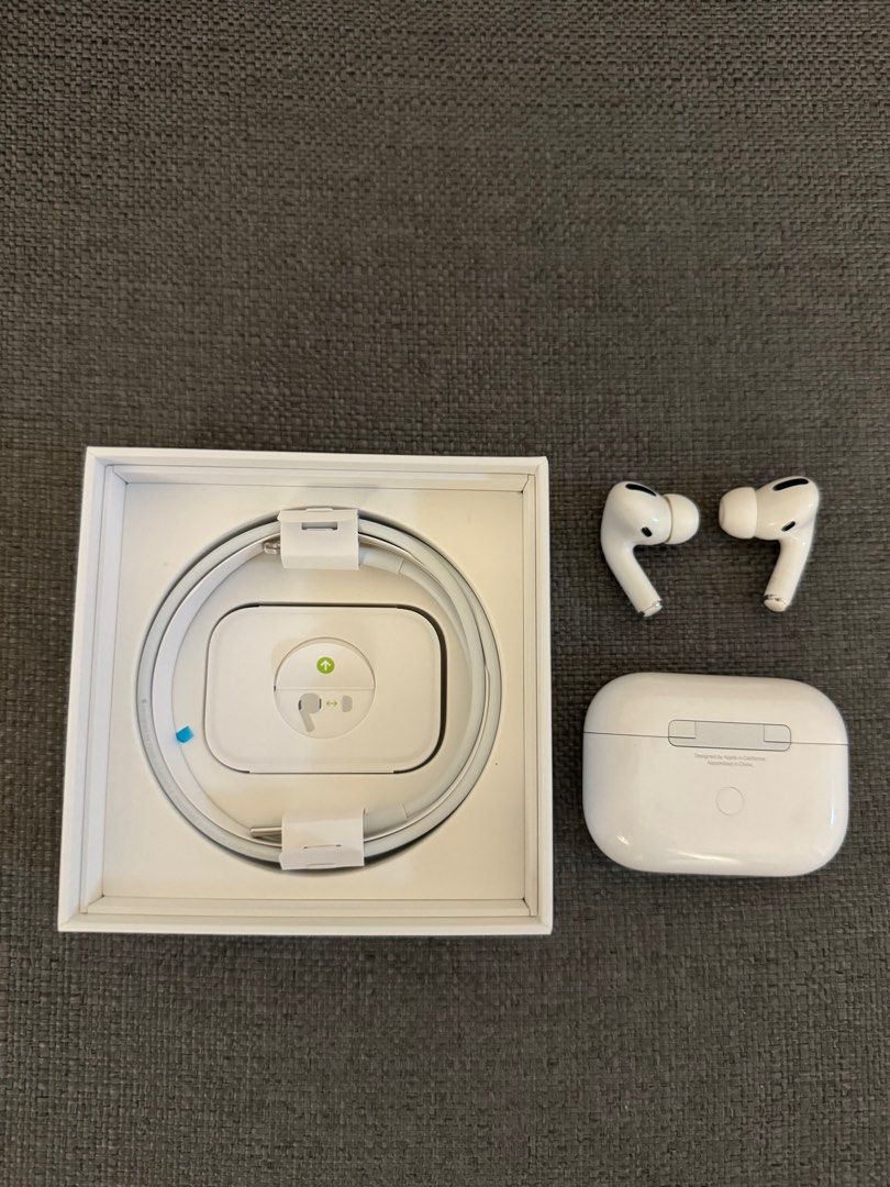 Apple AirPods Pro First Gen, Audio, Earphones on Carousell