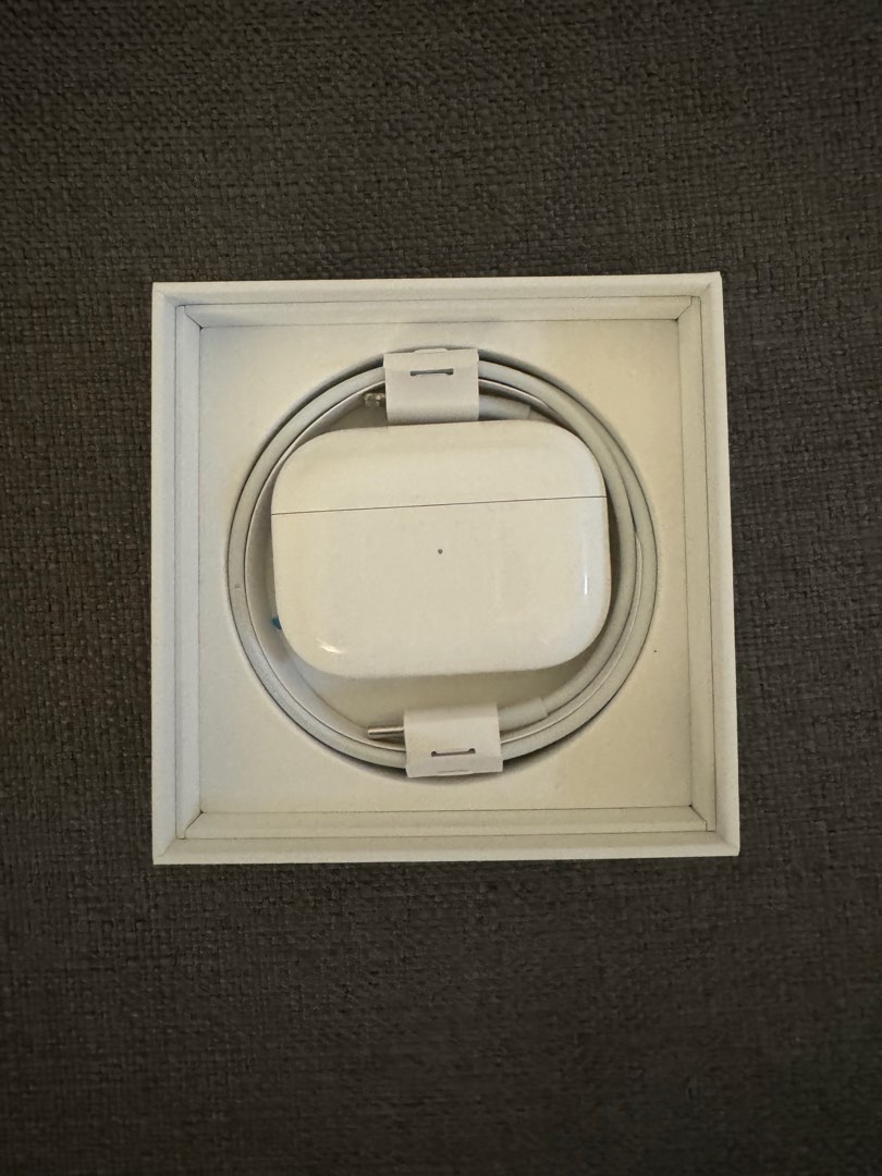 Apple AirPods Pro First Gen, Audio, Earphones on Carousell