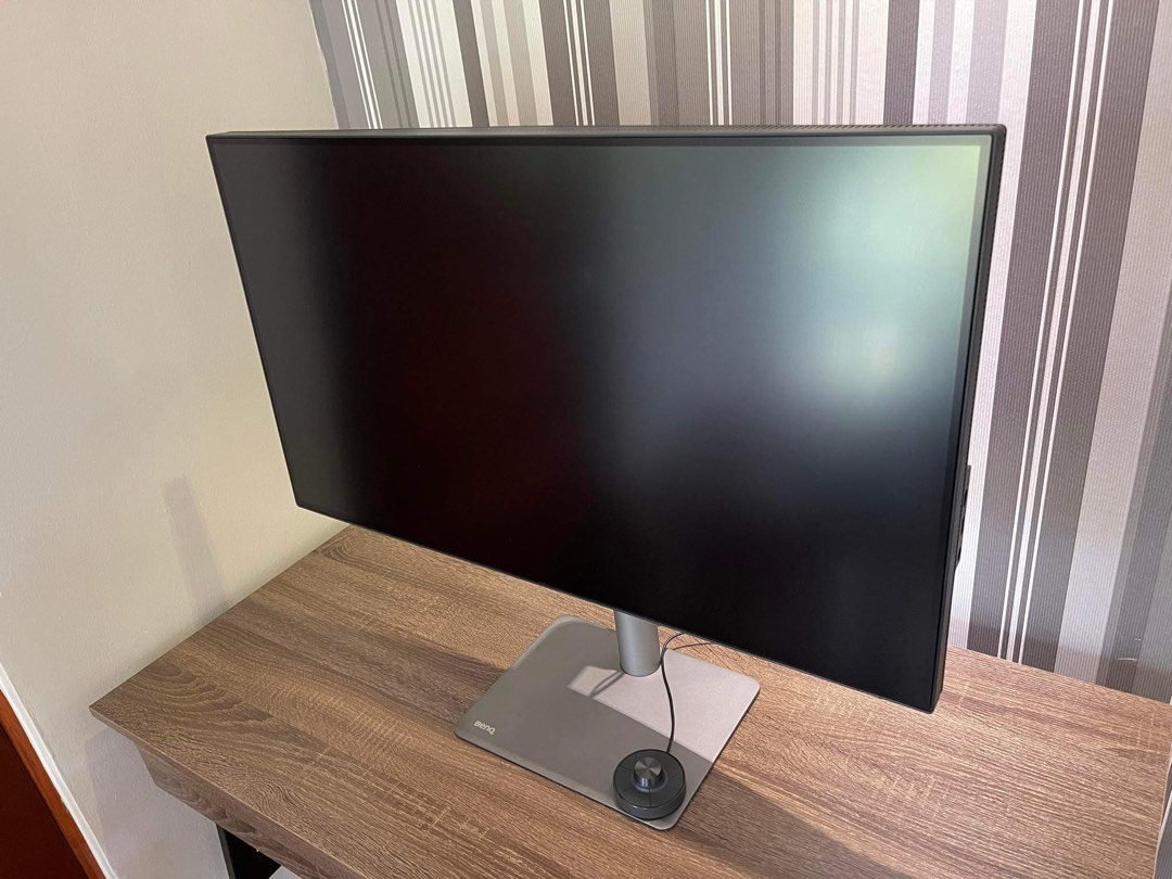 BENQ 4K Monitor, Computers & Tech, Desktops on Carousell