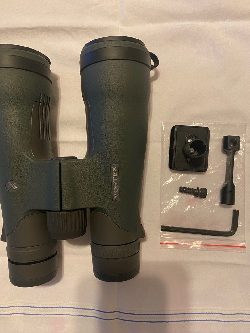 Vortex Binocular and adapter, Sports Equipment, Other Sports Equipment ...