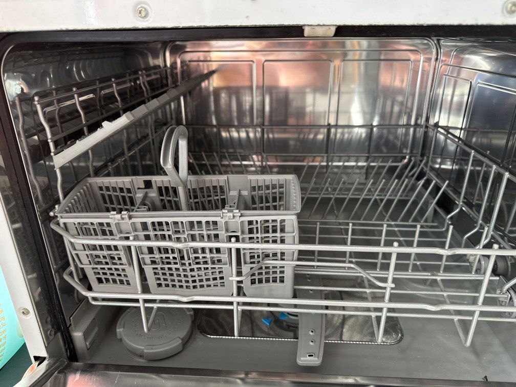 Bosch Compact Dishwasher SKS62E32EU, TV & Home Appliances, Kitchen ...