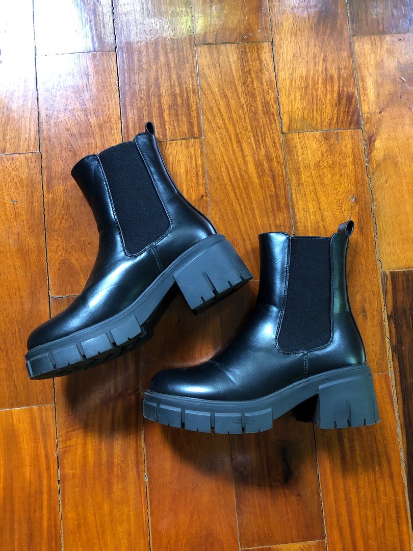 CLN Black Leather Boots, Women's Fashion, Footwear, Boots on Carousell