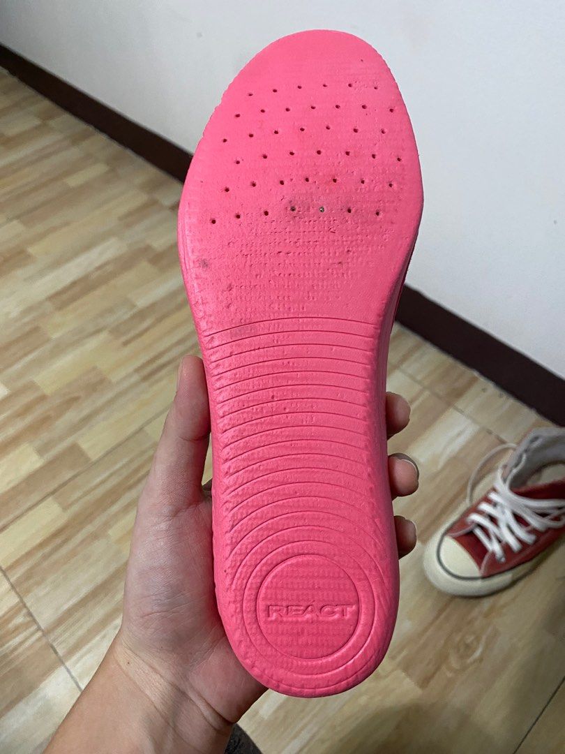 Converse React, Women's Fashion, Footwear, Sneakers on Carousell