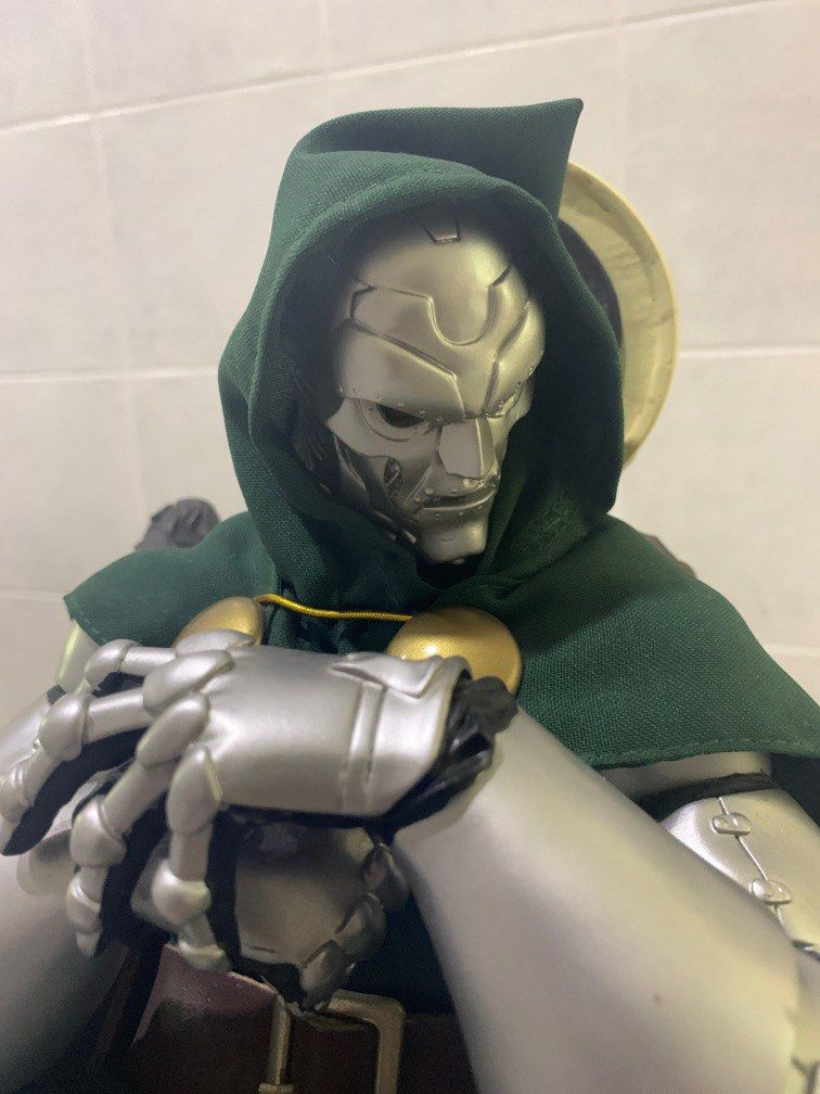 Custom Sideshow Doctor Doom on throne statue marvel bowen xm studios ...