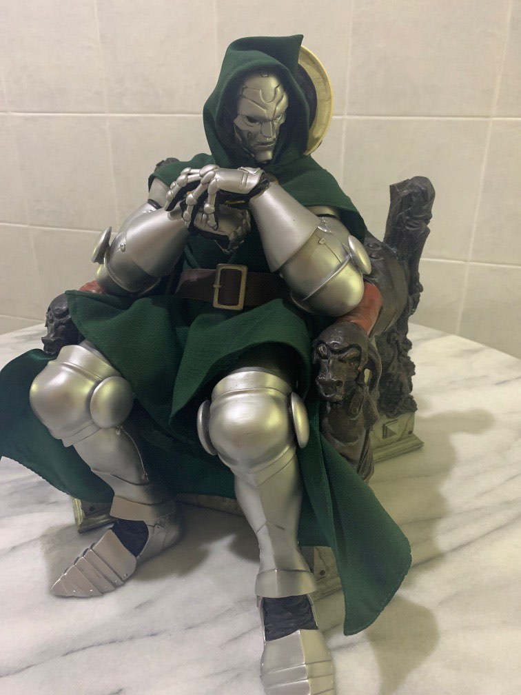 Custom Sideshow Doctor Doom on throne statue marvel bowen xm studios ...