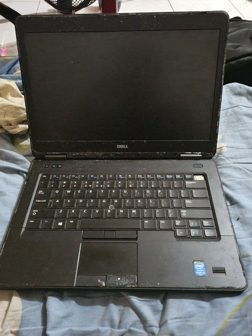 Deceptive laptop, Computers & Tech, Laptops & Notebooks on Carousell