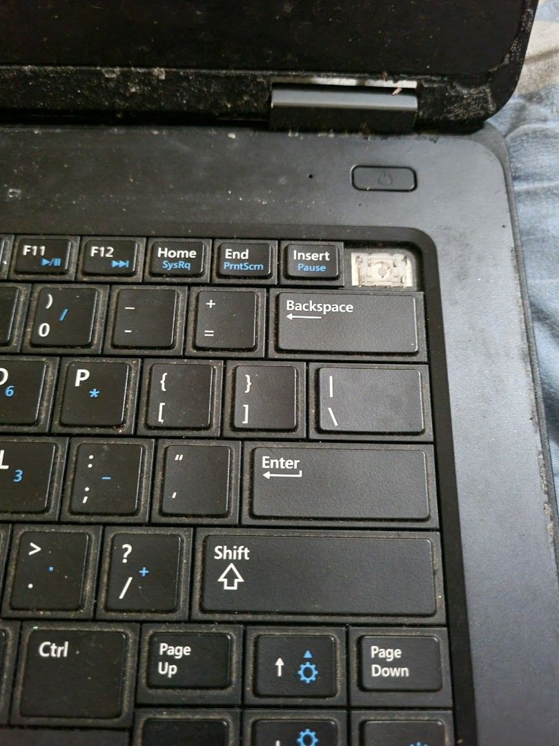 Deceptive laptop, Computers & Tech, Laptops & Notebooks on Carousell