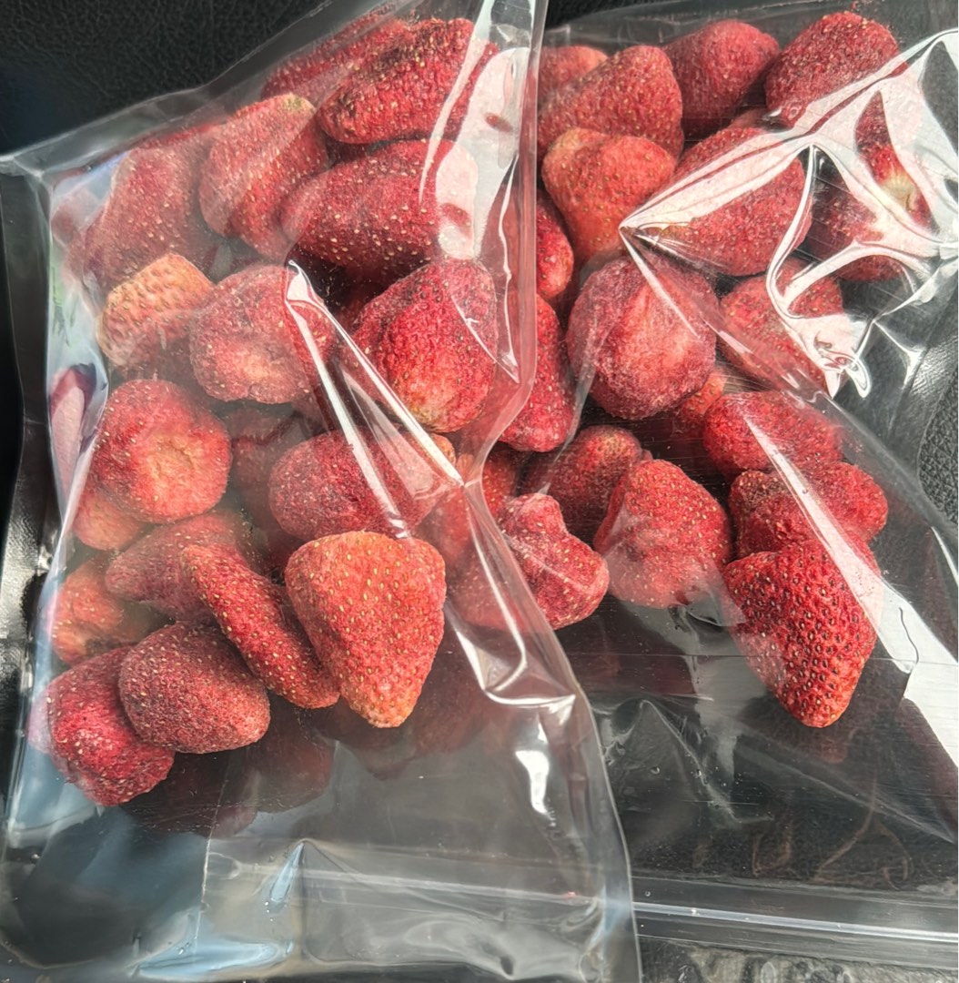 Dried freeze strawberries (wholesale), Food & Drinks, Chilled & Frozen ...