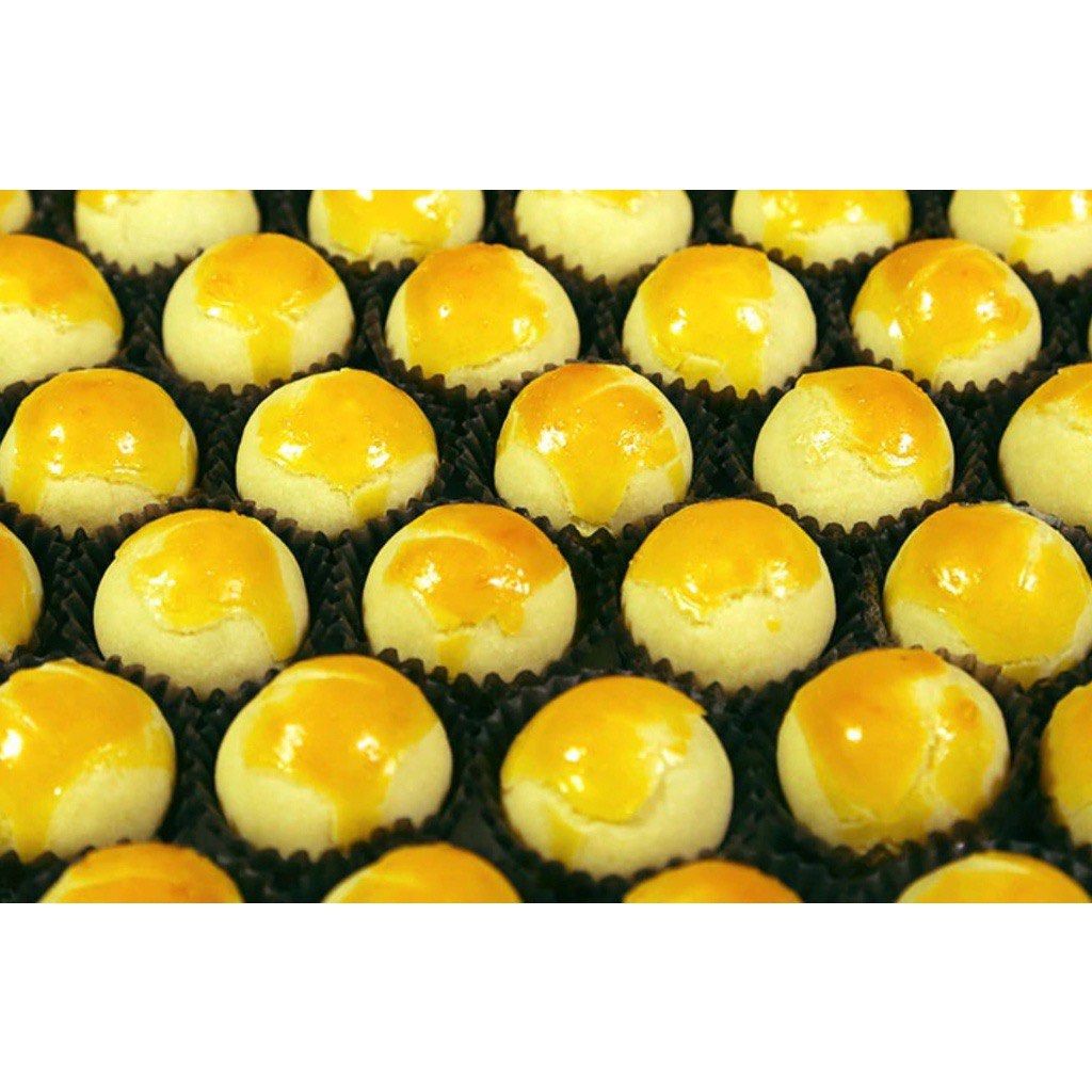[LALAMOVE IS SUGGESTED] Fat Sunday pineapple tarts 560g, Food & Drinks, Packaged & Instant Food ...