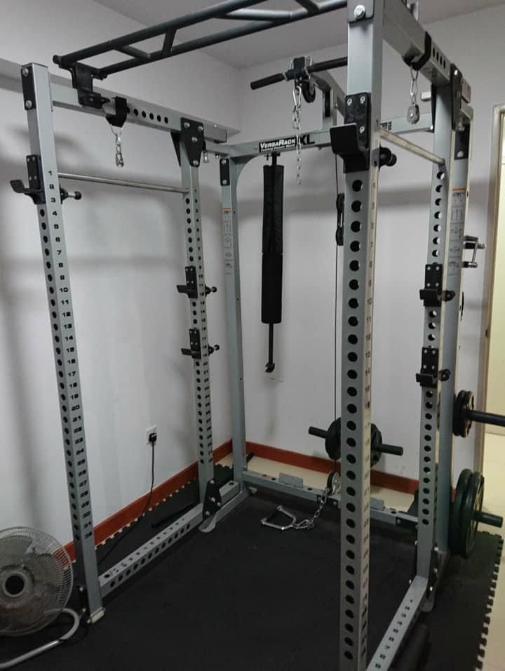 Force USA versarack gym folding collapsible power squat rack barbell ...