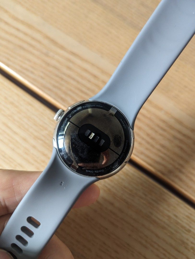 Google Pixel Watch 1 (WIFI), Mobile Phones & Gadgets, Wearables & Smart ...