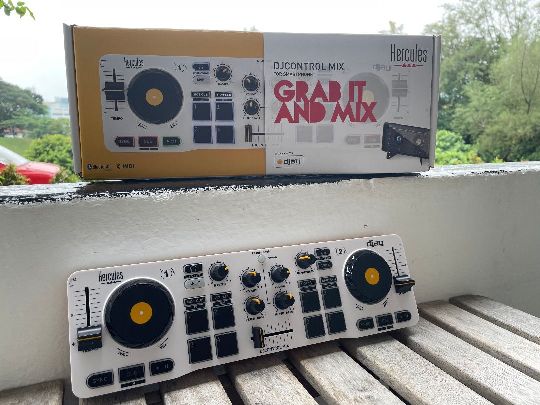 Hercules | DJControl Mix | Wireless Portable Controller for Smartphone ...