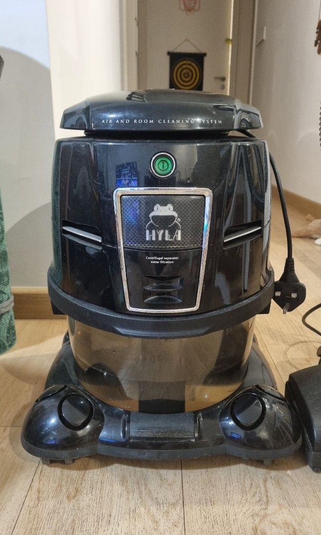 Hyla vacuum cleaner, TV & Home Appliances, Vacuum Cleaner ...