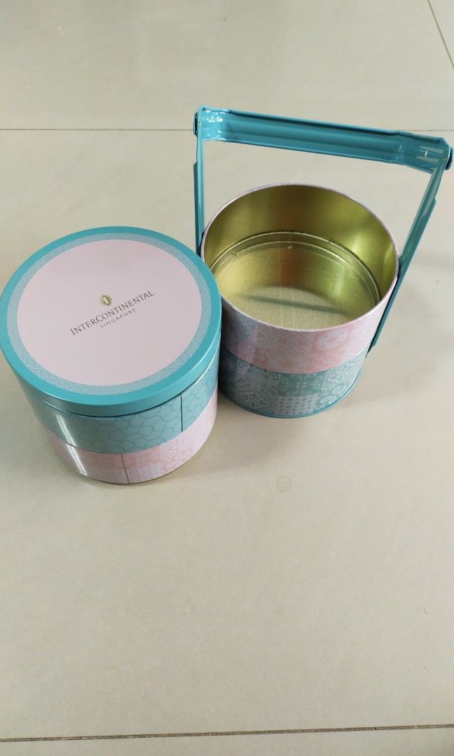 Intercontinental mooncake box, Furniture & Home Living, Kitchenware ...