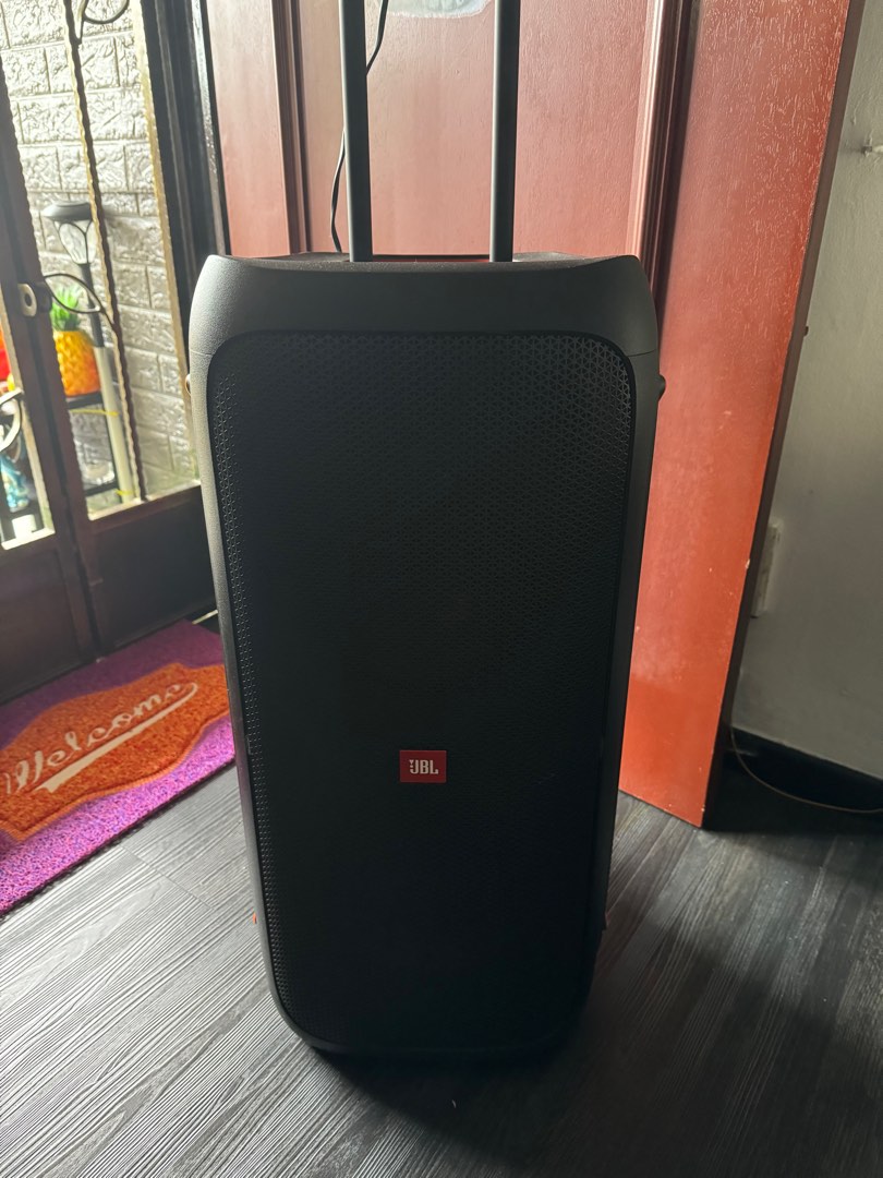 JBL Partybox 310, Audio, Soundbars, Speakers & Amplifiers on Carousell