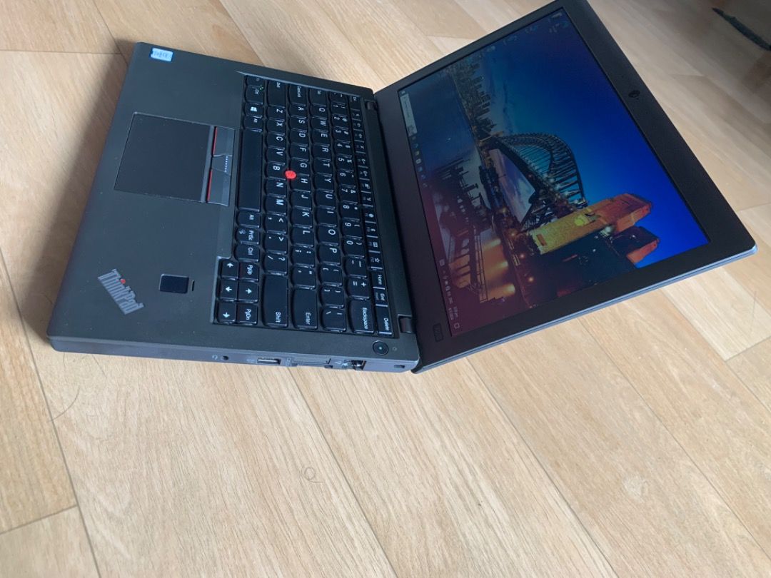 Lenovo ThinkPad X270 Gen-7 8GB ram 256gb NVMe SSD, Super fast laptop ...