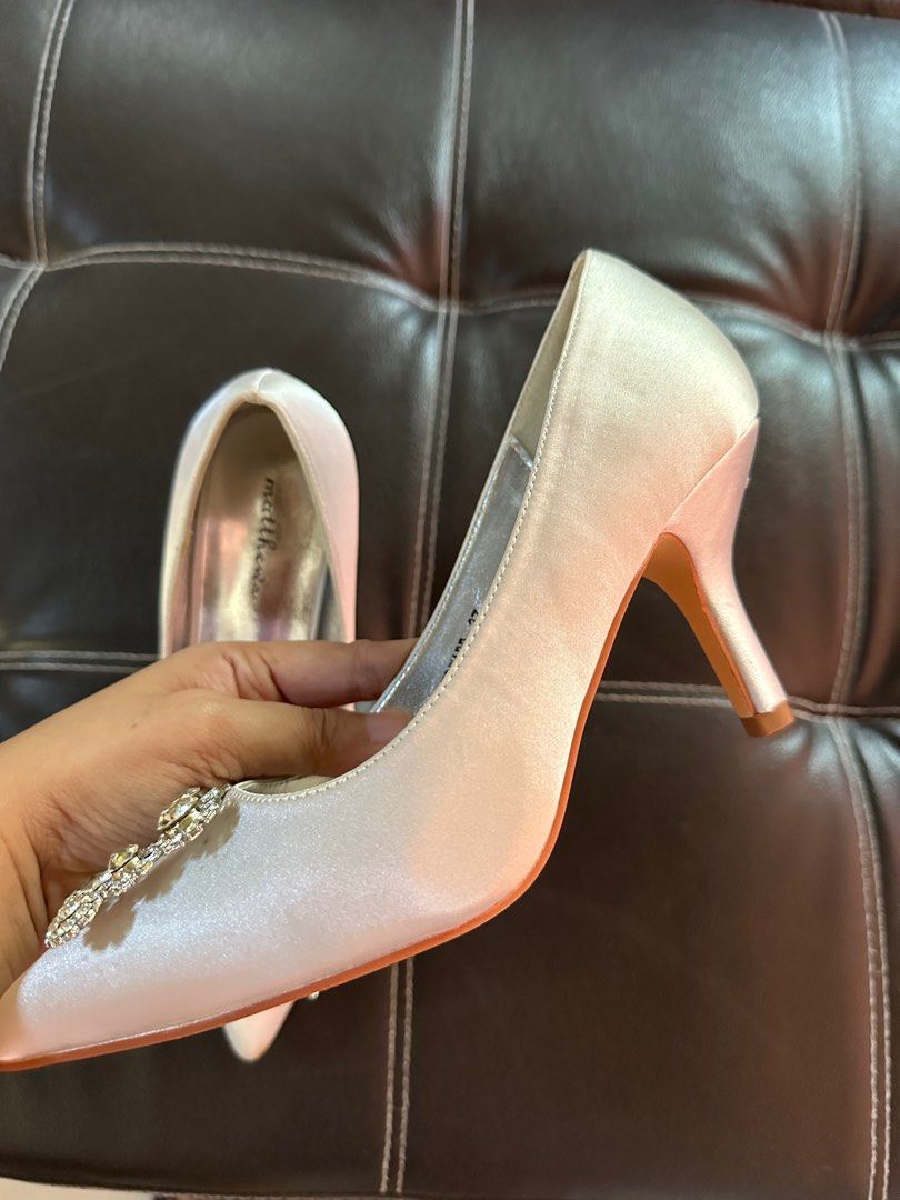 Matthews Edward Heels, Women's Fashion, Footwear, Heels on Carousell