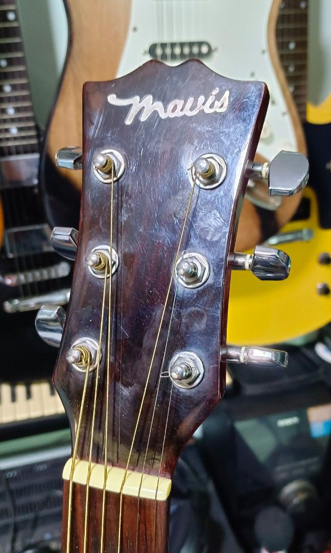 Mavis custom acoustic guitar, Hobbies & Toys, Music & Media, Musical ...