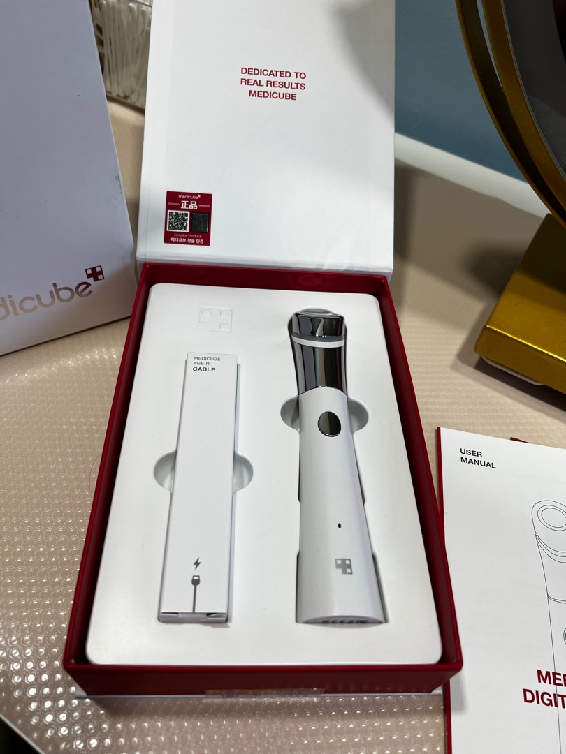 Medicube Age R ATS Air Shot, Beauty & Personal Care, Face, Face Care on ...