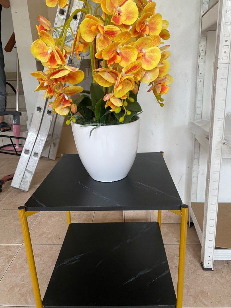 MEJA,BUNGA,FRAME KAISON, Furniture & Home Living, Home Decor, Other ...