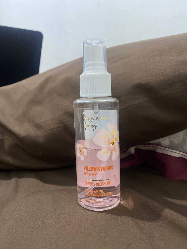 Miniso Pillow & Fabric spray, Kesehatan & Kecantikan, Parfum, Kuku ...