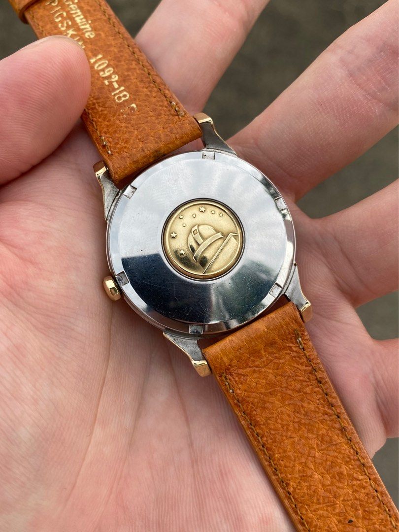 Minty Omega Constellation Flat Dial Two Tone Gold Cap - Ref. 168.005 Dog-Legged Lugs - Cal. 561 ...