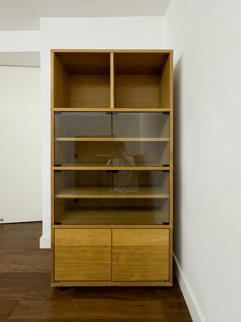 Muji display cabinet, 傢俬＆家居, 傢俬, 櫃子、組合櫃及置物架 - Carousell