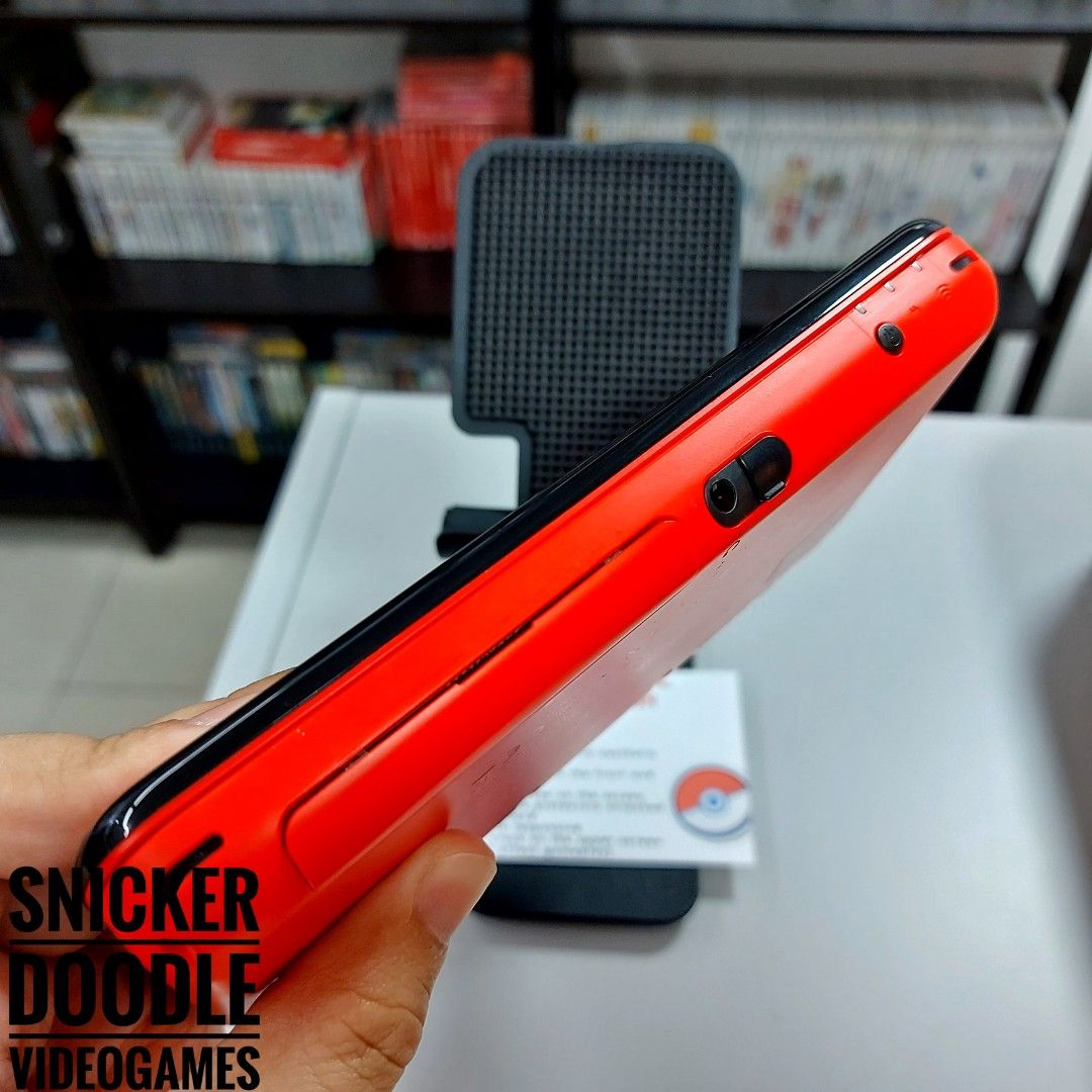 New Nintendo 2DS XL Pokeball Limited Edition, Video Gaming, Video Game ...