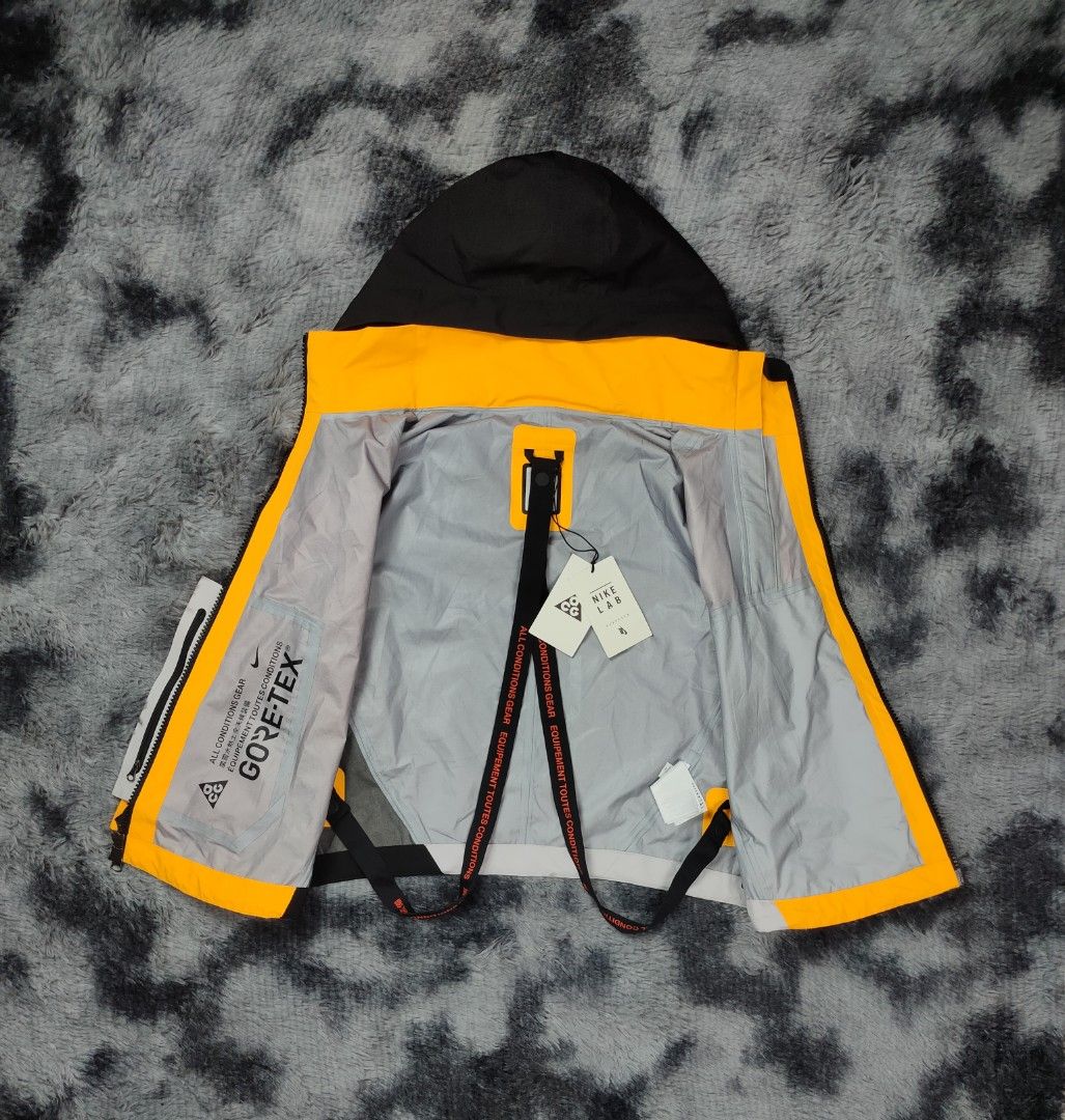 Nike Lab ACG x Gore-Tex, Women's Fashion, Coats, Jackets and Outerwear ...